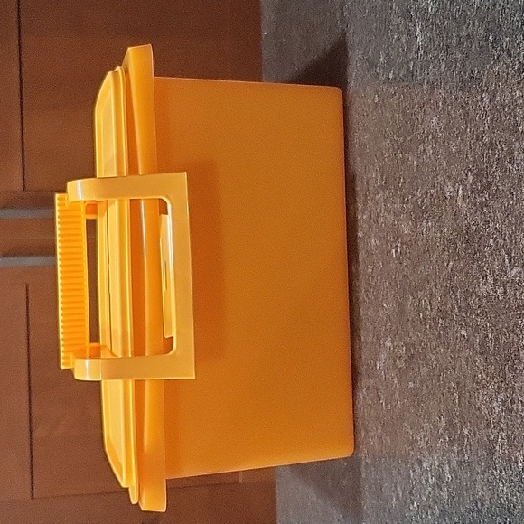 Tupperware | Kitchen | Exclusive Color Tupperware Small Carryall | Poshmark